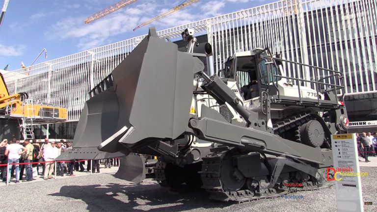 Largest Hydrostatic Dozer In The World The Liebherr PR776 Demo @ Bauma ...