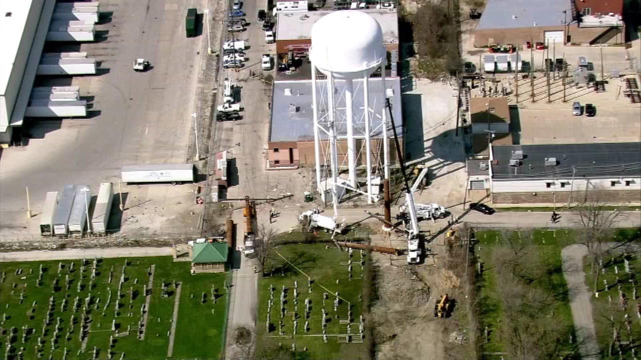 Worker injured in Chicago Area Power Line Accident - CraneMarket Blog