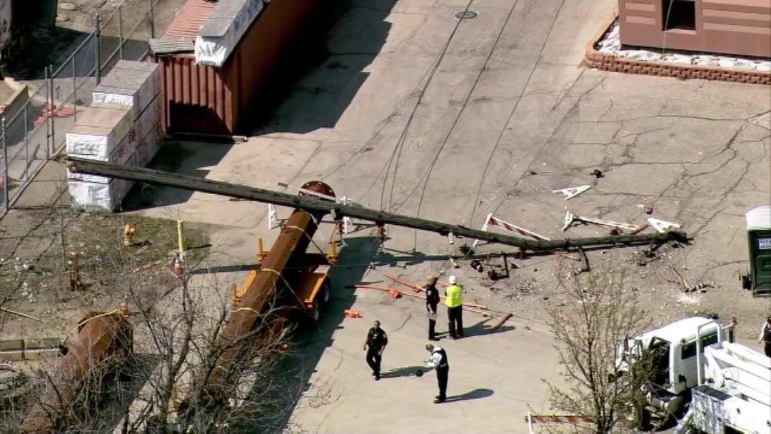 Worker injured in Chicago Area Power Line Accident - CraneMarket Blog