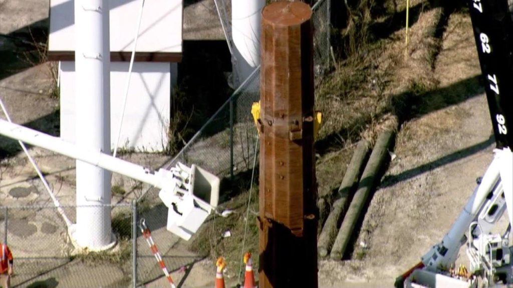 Worker injured in Chicago Area Power Line Accident - CraneMarket Blog