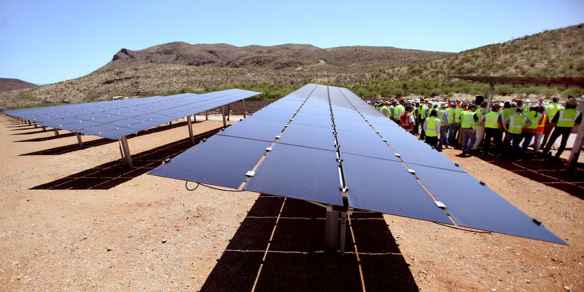 Caterpillar's Arizona proving grounds now running on a hybrid solar ...