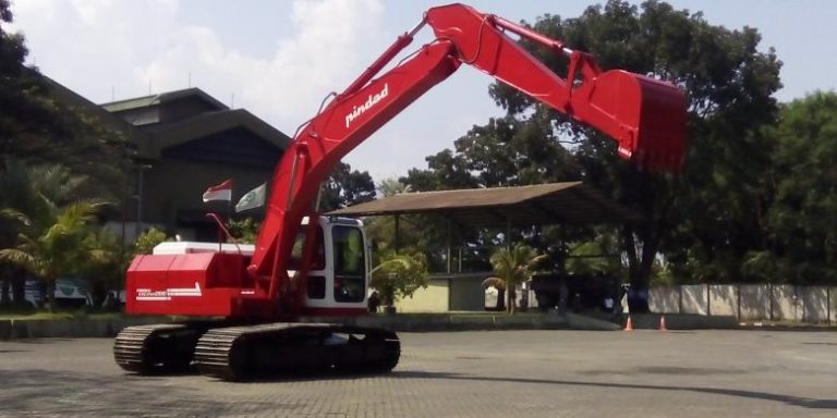 Indonesian state-owned PT Pindad manufacturering 1,100 Excavators ...
