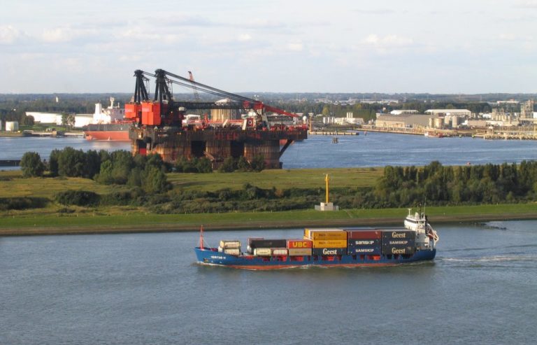 Video Heerema's Balder and Hermod Semisubmersible Offshore Construction ...