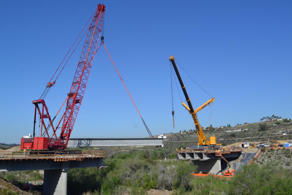 Nice Time Lapse video of Maxim Crane & T.Y. Lin International crews ...