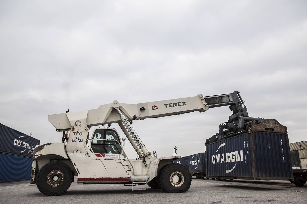 Why Everyone Is Sweet on Crane Maker Terex - CraneMarket Blog