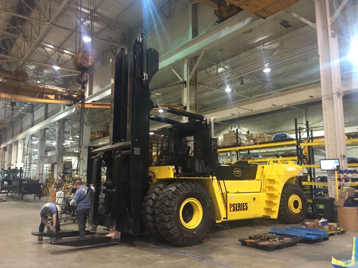 Chicago Area Hoist Liftruck lands deal to make high capacity forklifts ...