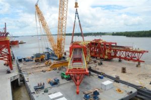Sarens Demag CC 6800-1 crawler crane installs World’s Largest Fixed ...