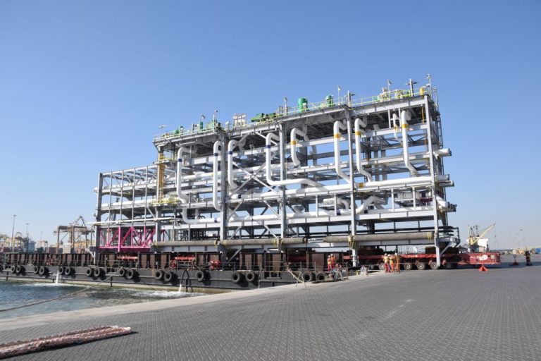 ALE Heavy Lift performs load-outs for one of the world’s largest oil ...