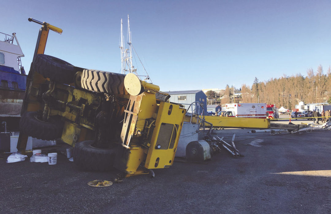 Operator injured when RT crane tips over in Port Townsend, Washington ...