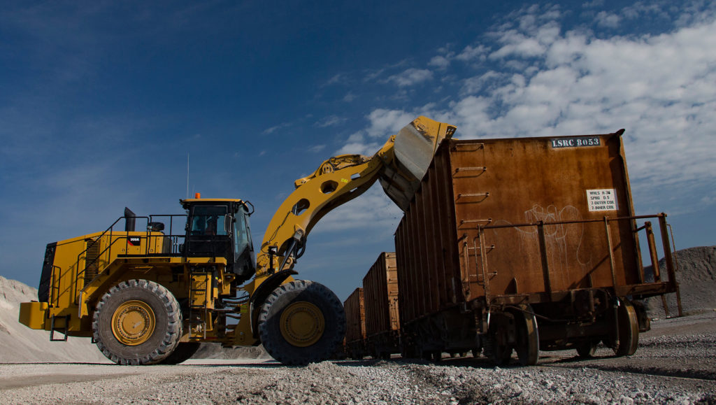 CAT introduces a more efficient wheel loader, the new 986K providing ...