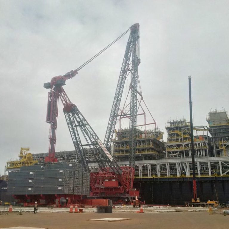 In Brazil, ALE uses the AL.SK350 crane to set the world record for ...