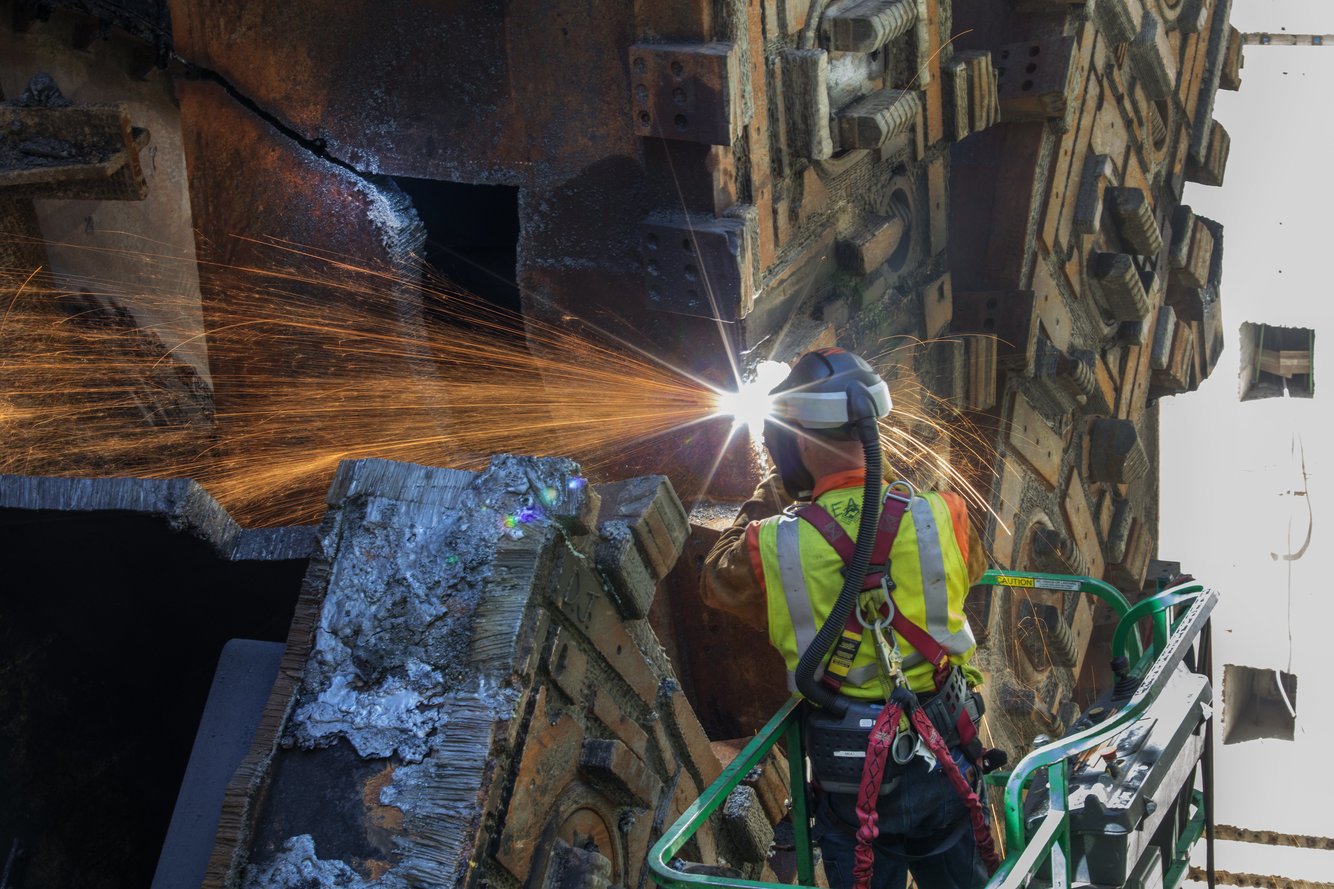 Crews are disassembly Bertha, the massive tunnel-boring machine in ...