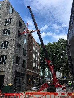 Glass Installation Made Easier with Unic Mini Crane, Libro 2500 Beam ...